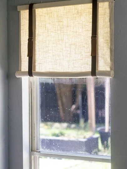 leather blind straps