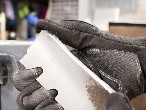 3 Easy (and Safe!) Ways to Sharpen Your Lawn Mower Blade | HGTV