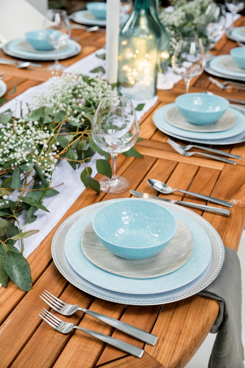 Stress-Free Outdoor Entertaining Ideas | HGTV