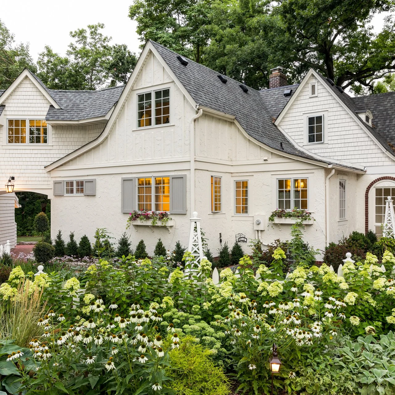 Raised Front Yard Landscaping Ideas 15 Unique Flower Bed Ideas For