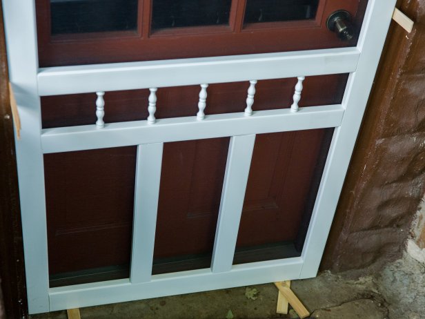 How to Install a Screen Door | HGTV
