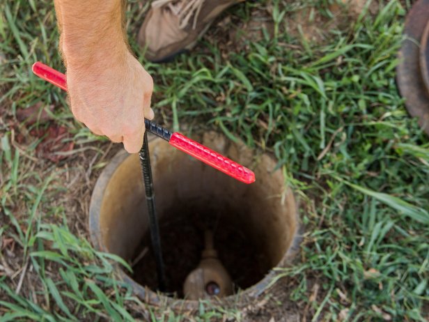 How to Replace an Outdoor Water Spigot | HGTV