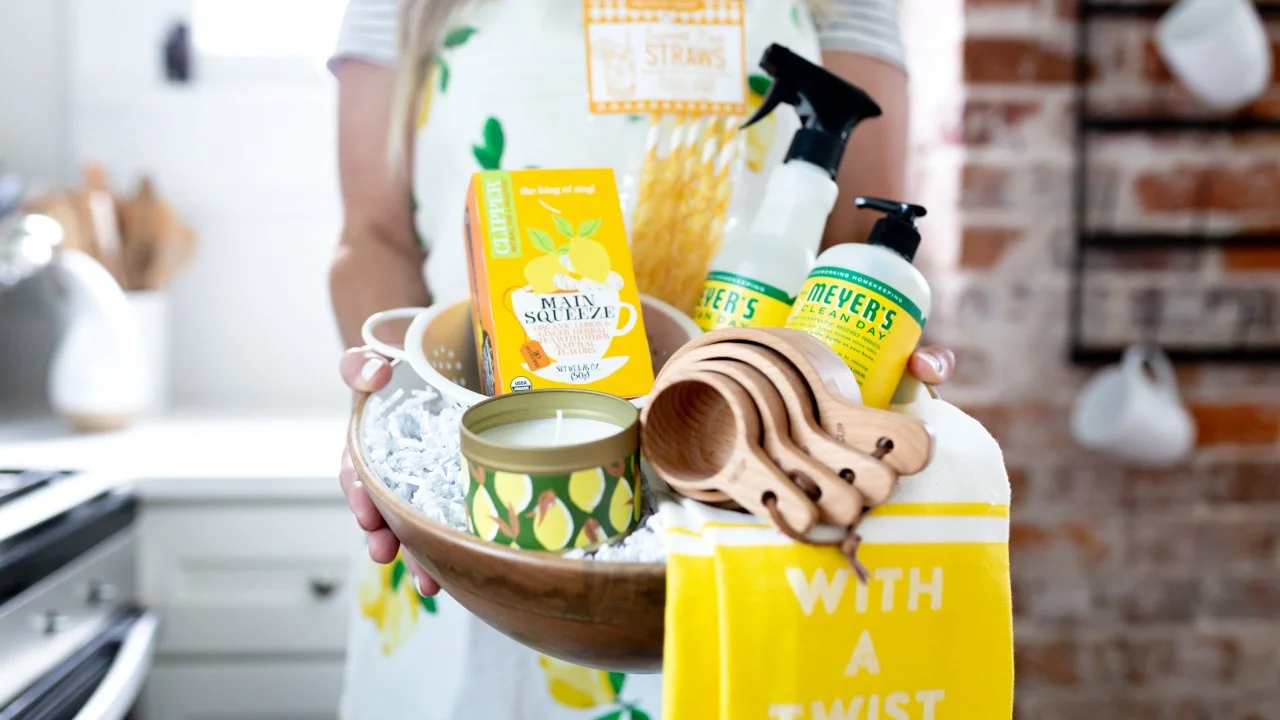 Kitchen Utensil Gift Basket Ideas