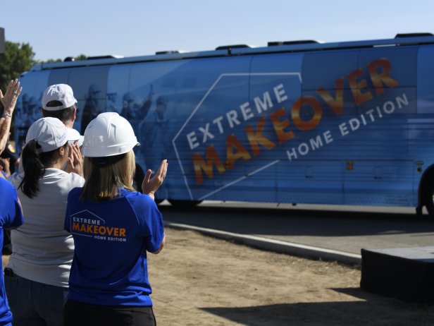 Watch An Exclusive Sneak Peek of Extreme Makeover: Home Edition ...