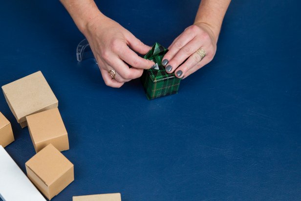 DIY Ideas for Decorating With Wrapped Christmas Boxes | HGTV