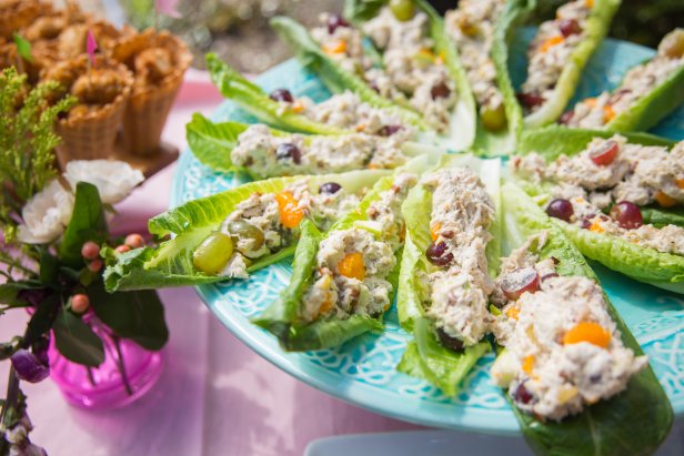 5 Easy Handheld Party Foods | HGTV