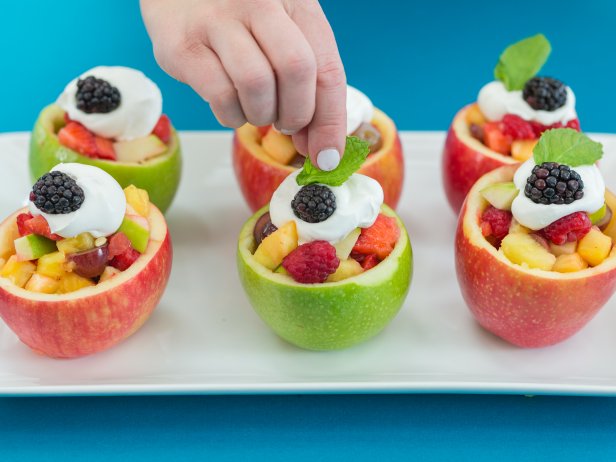 5 Easy Handheld Party Foods | HGTV