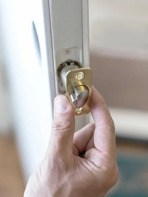 Installing door knob store