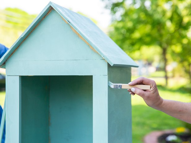 How to Build Your Own Little Free Library | HGTV