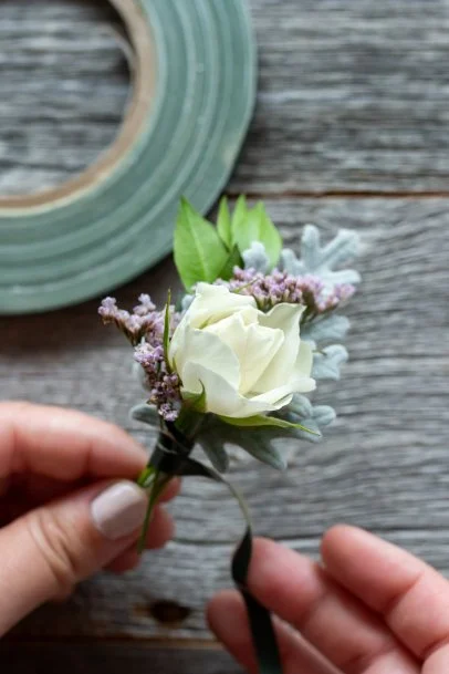 Inexpensive corsages and boutonnieres store
