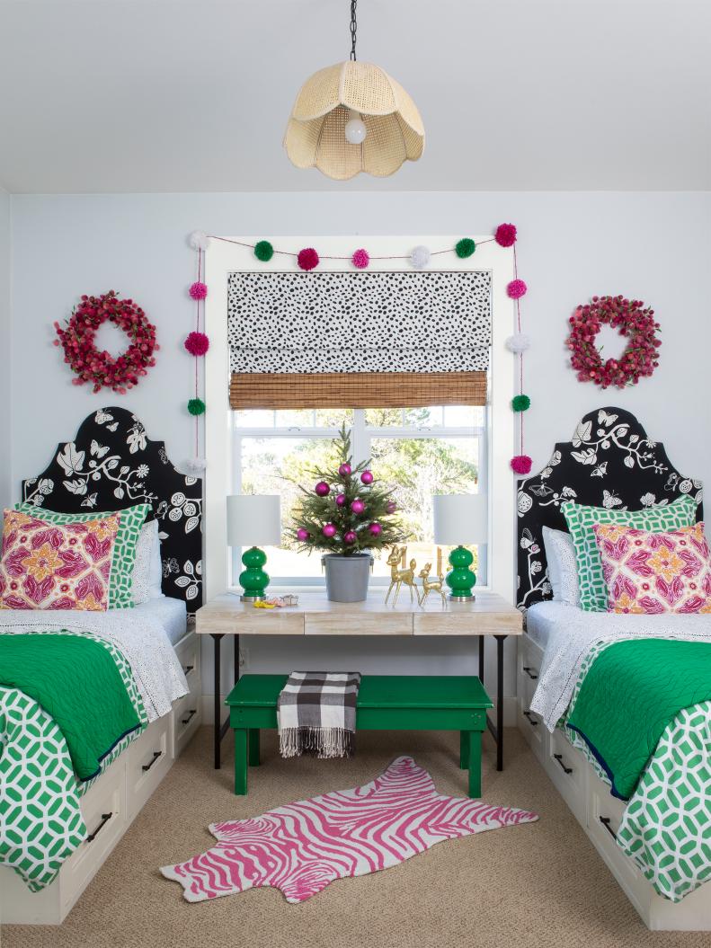14 Christmas Decorating Ideas for Kids' Rooms | HGTV