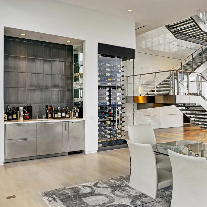 Montgomery Roth | HGTV