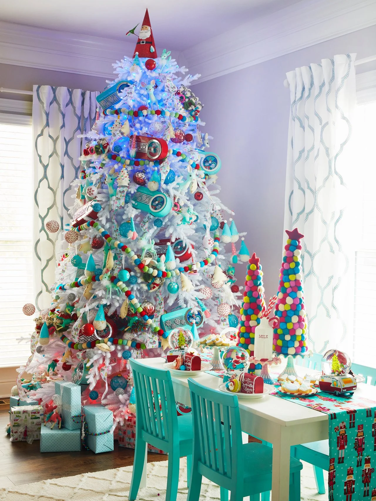The Best Christmas Tree Themes HGTV