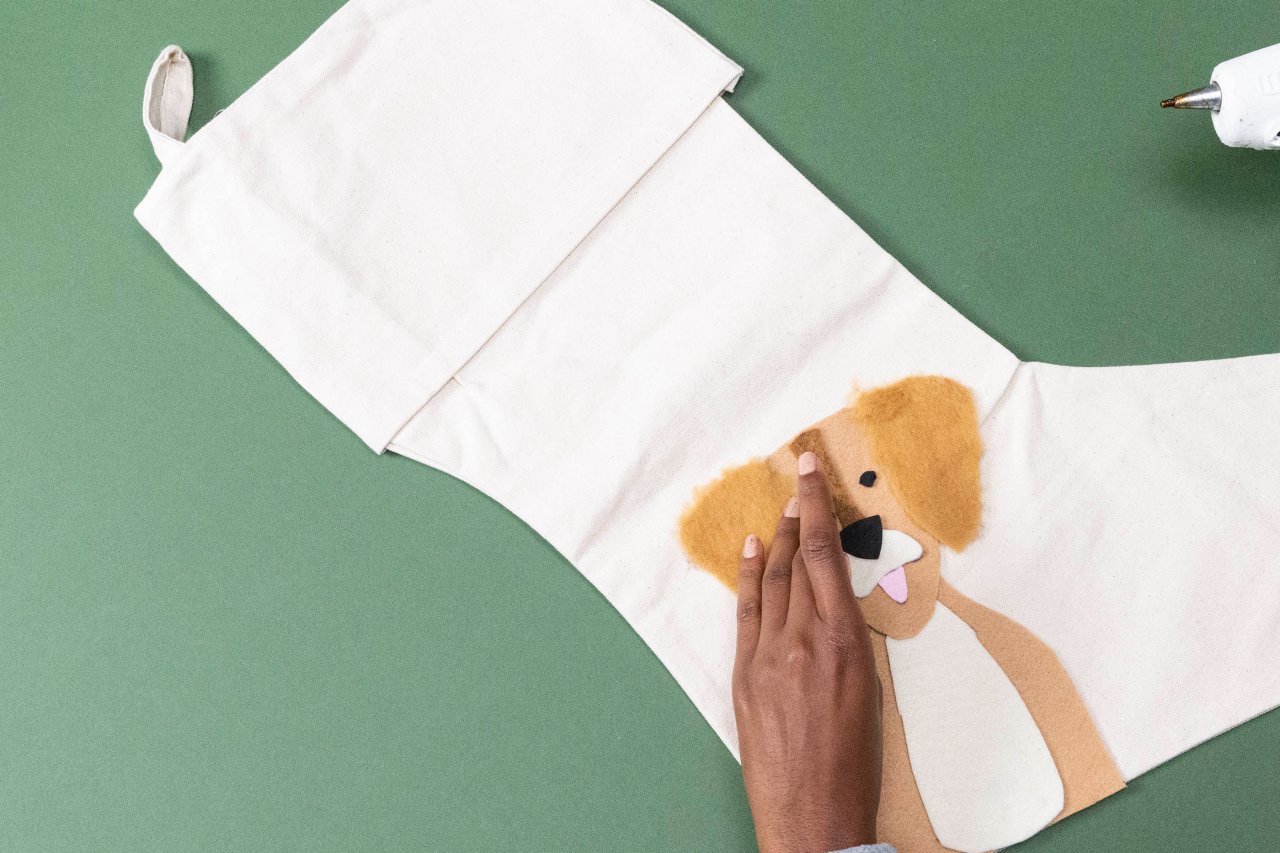 DIY No-Sew Dog Christmas Stocking | HGTV