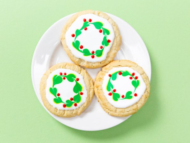 How to Properly Mail Christmas Cookies and Holiday Treats | HGTV