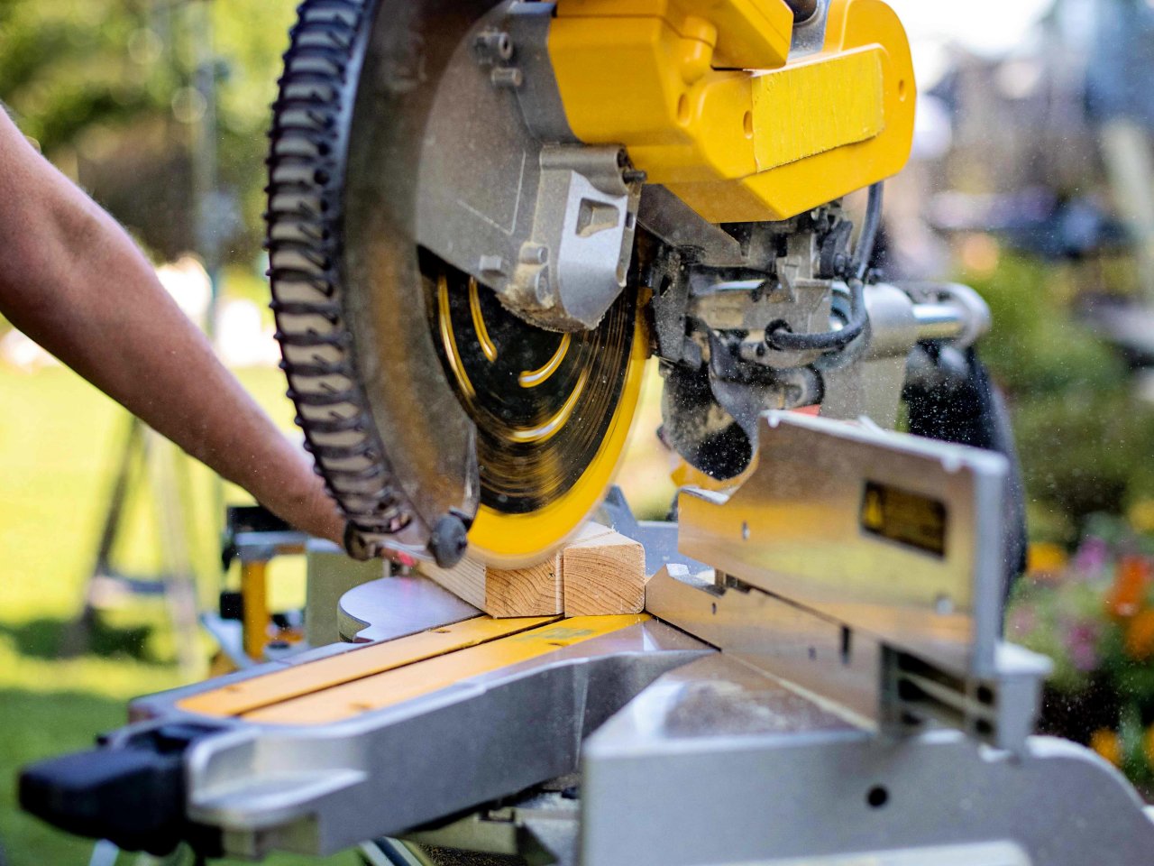 How to Build a Grapevine Arbor | HGTV