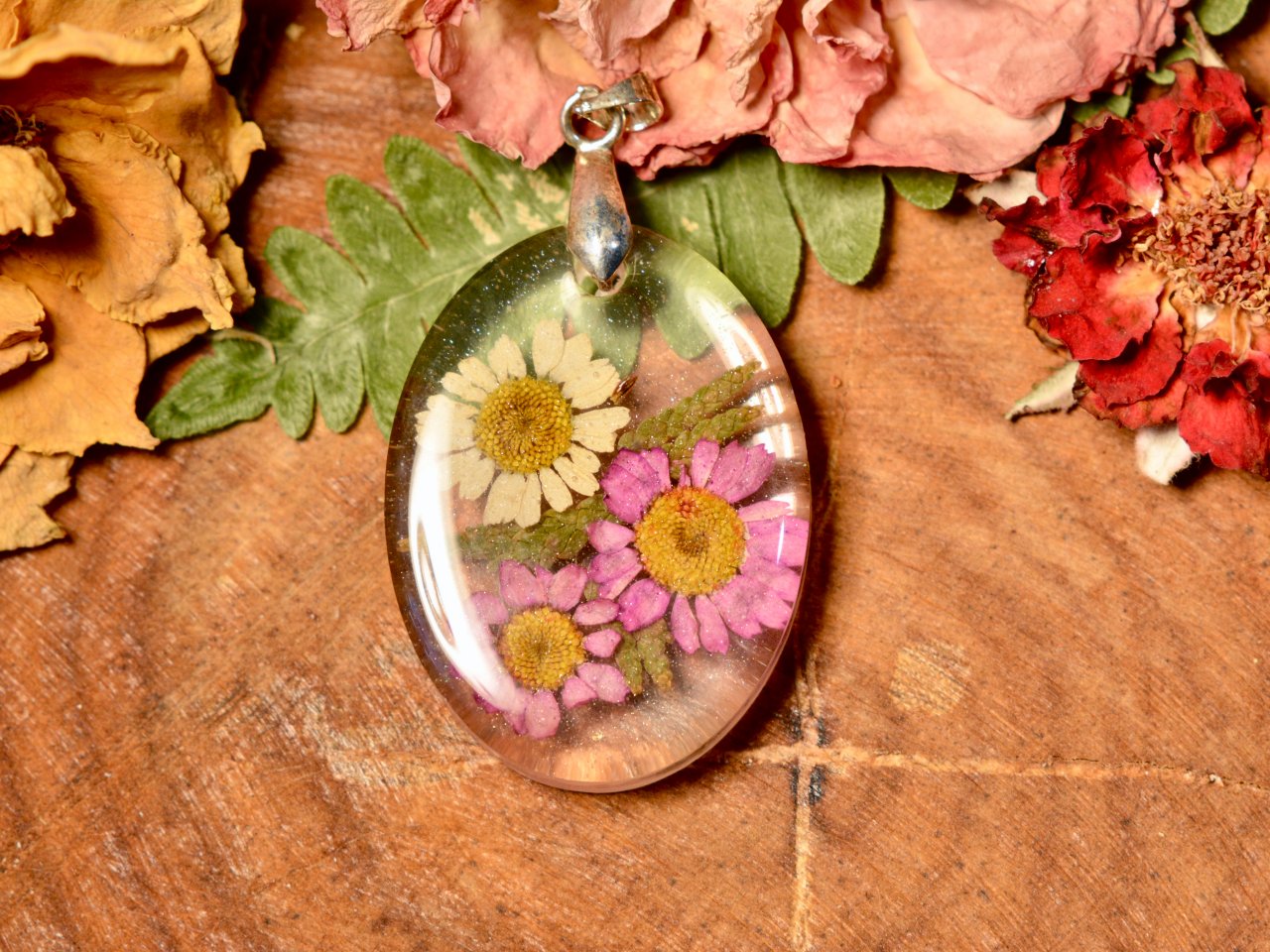 How to Preserve Flowers by Drying, Pressing and More | HGTV