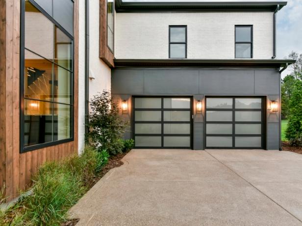 How Much Does a Garage Door Cost 2024 | New + Replacement Garage Door ...