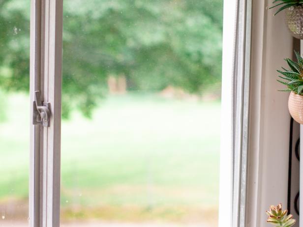 How to Install a Replacement Window | HGTV