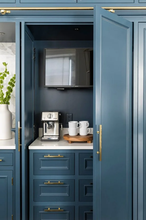 5 Home and Garden Trends You'll See Everywhere In 2026, According to ...