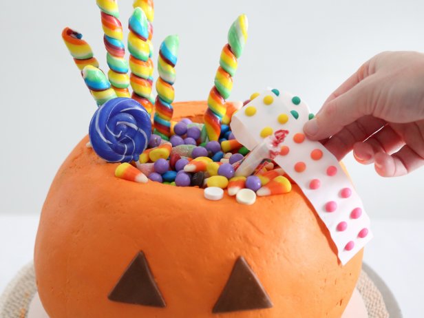 Halloween Cake Idea: Jack-o'-Lantern Candy Bucket Cake | HGTV