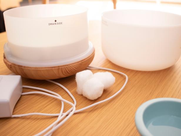 How to Clean an Oil Diffuser | HGTV