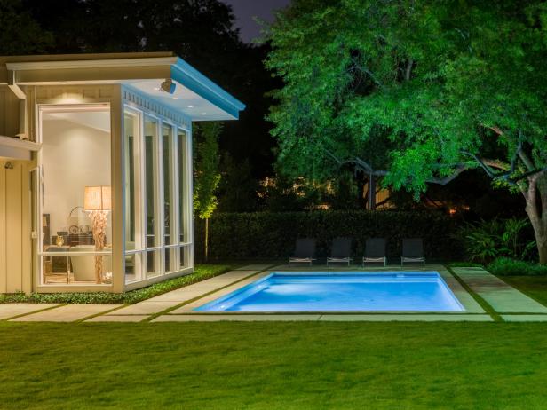 Underwater and Above-Water Pool Lighting Ideas | HGTV