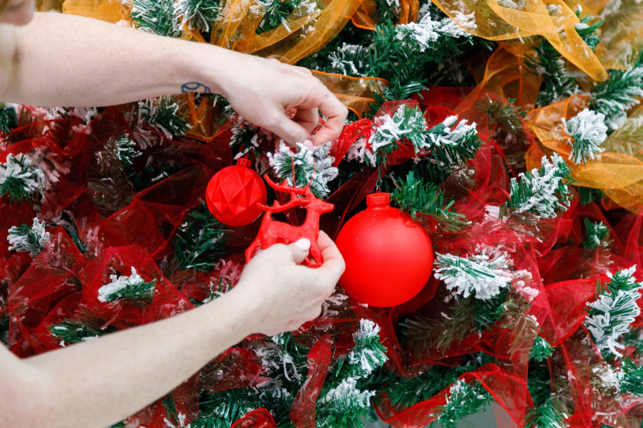 How to Create a Rainbow Christmas Tree | HGTV