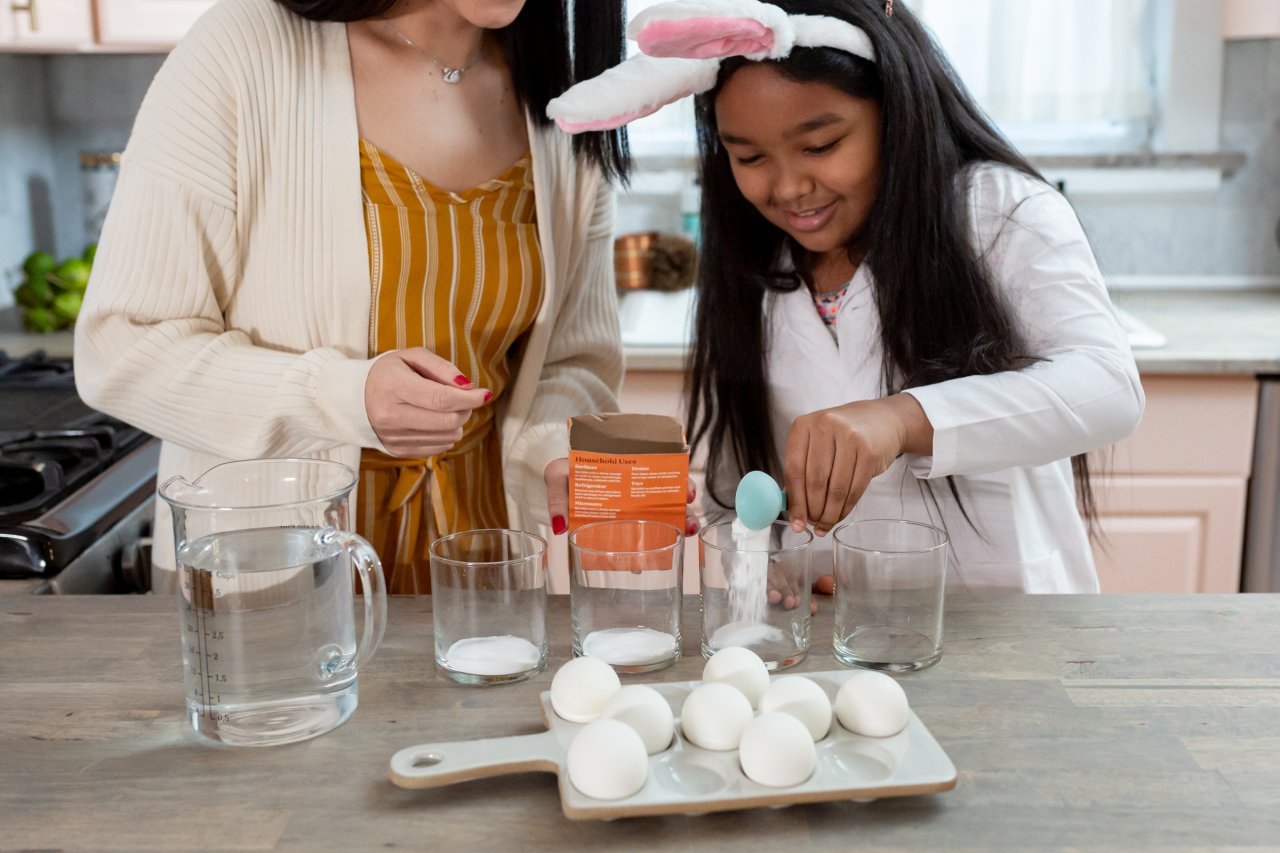 3 Easter Egg Decorating Experiments | HGTV