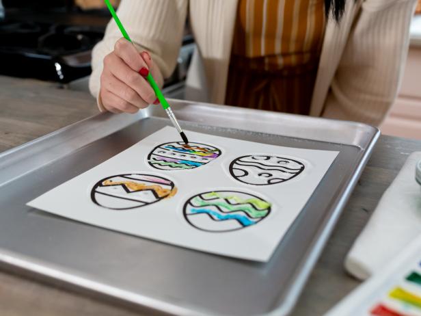 3 Easter Egg Decorating Experiments | HGTV