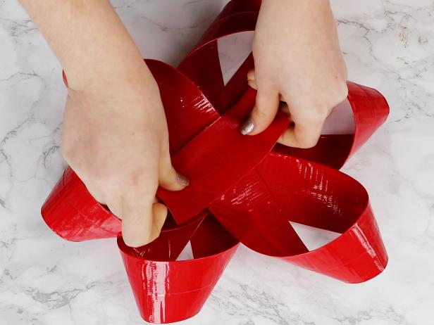 How to Make Giant Bow for Big Gifts | HGTV