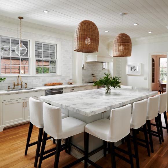 Amazing Kitchens | 2021 | HGTV