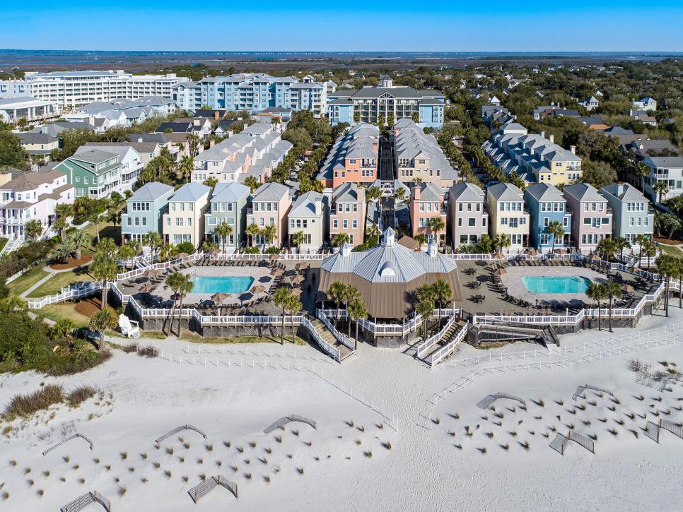 From Affordable to Luxury, Find Out the Best Resorts in America | HGTV