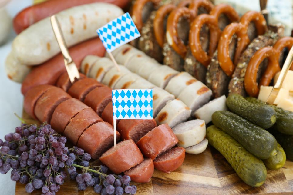 How to Throw an Oktoberfest Party | Oktoberfest Party Ideas ...