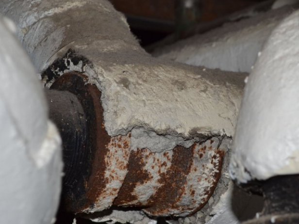 What Does Asbestos Look Like and How to Identify It | HGTV