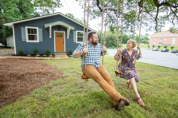 The Best Curb Appeal Before-and-After Makeovers From HGTV's 'Home Town ...