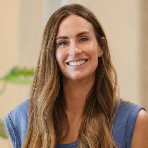 Kim Wolfe Bio | HGTV