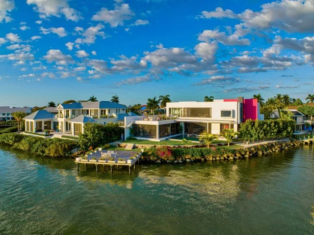 Modern Florida Mansion With Expansive Deck and Landscaped Gardens | HGTV