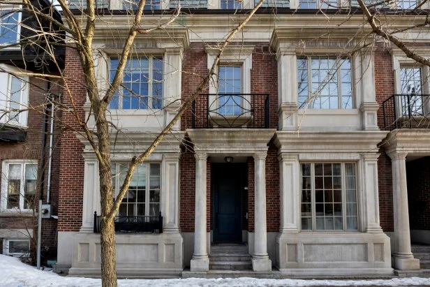 Traditional & Contemporary Toronto Home | HGTV