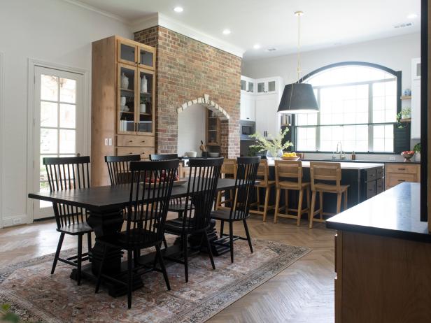 12 New Episodes of 'No Demo Reno' Coming to HGTV in 2023 | No Demo Reno ...