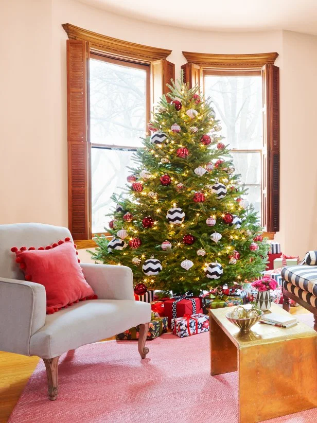 How to Trim a Christmas Tree | Trimming a Christmas Tree | HGTV