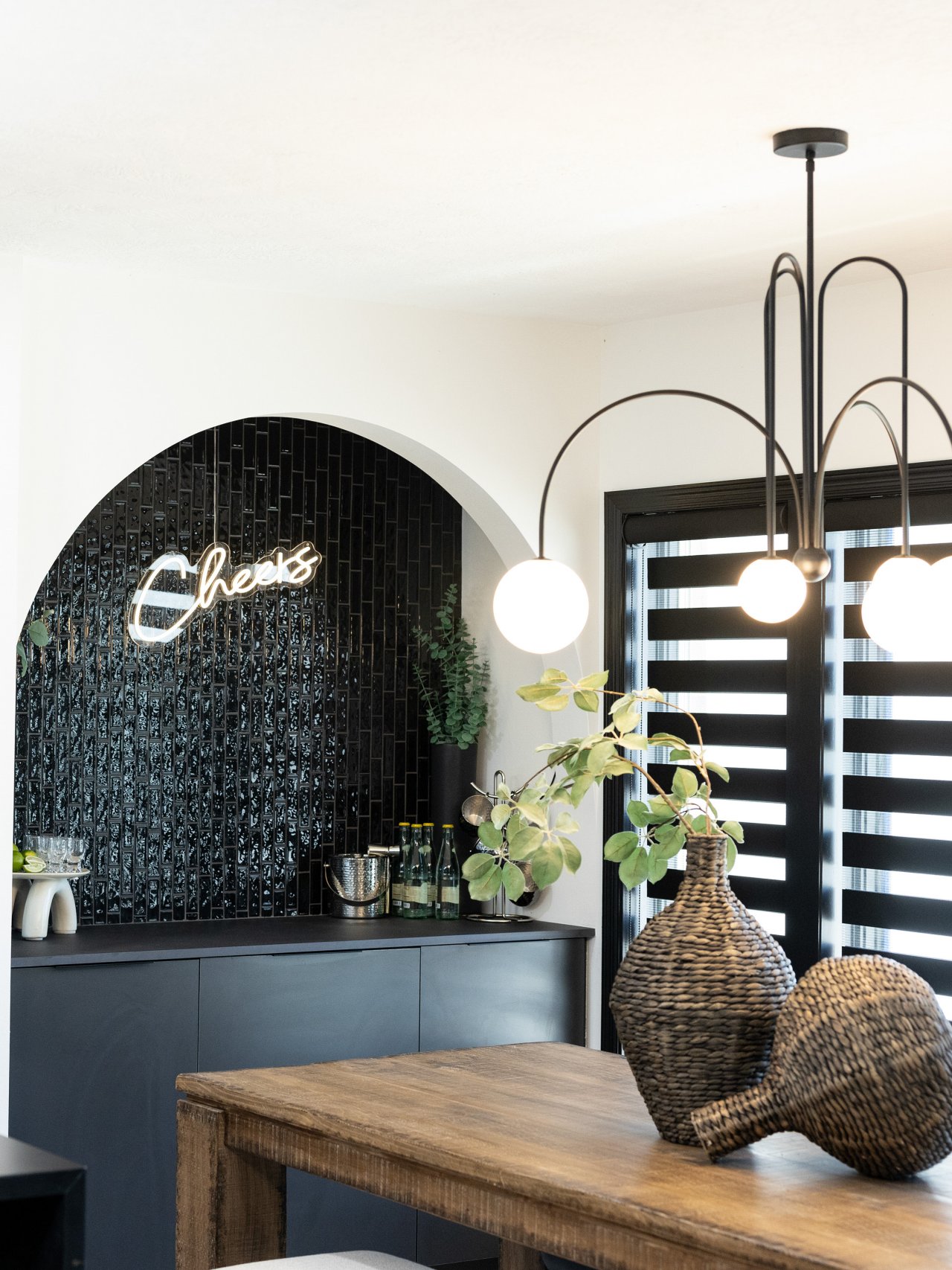 HGTV Host Chelsea DoBoer Stays Away From This One Kitchen Trend ...