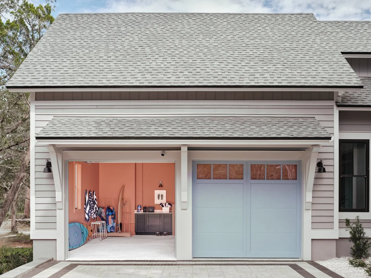 Dreamhouse Garage