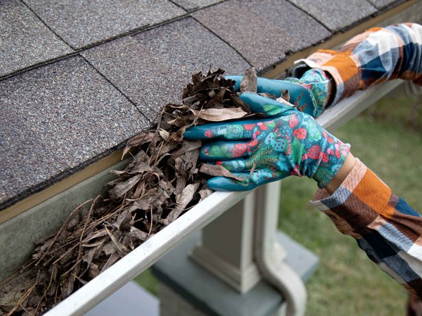 DIY Gutter Cleaning: Easy Steps to Clean Gutters | HGTV