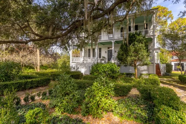1840 Coastal Home in Beaufort, South Carolina | HGTV