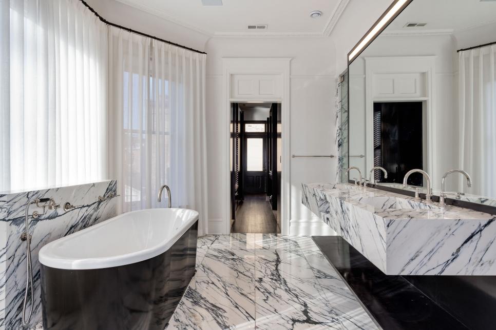 Tour A Beautifully Restored Historic Home In Chicago 2023 Hgtv