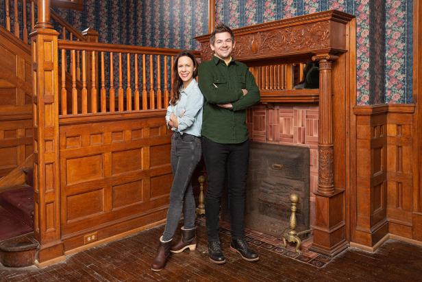 Ethan and Elizabeth Finkelstein of 'Cheap Old Houses' Return to HGTV in ...