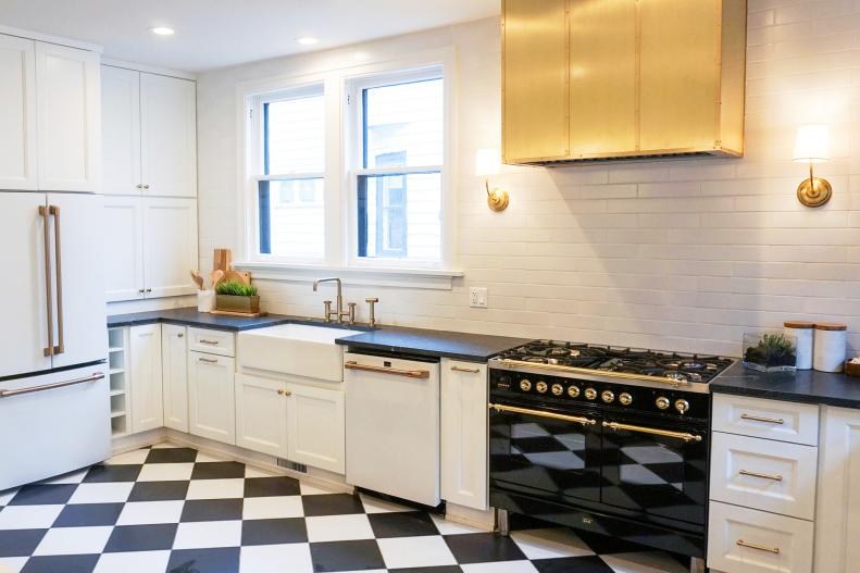Alison Victoria's Best Kitchen Designs, as Seen on HGTV | Windy City ...