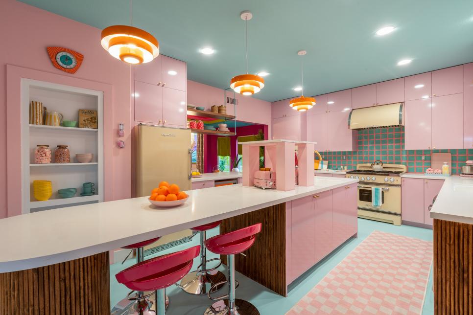 See Every Fabulous Before and After from HGTV's 'Barbie Dreamhouse ...