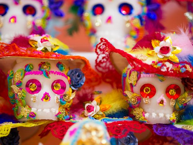 How to Make a Mexican Day of the Dead Sugar Skull | HGTV